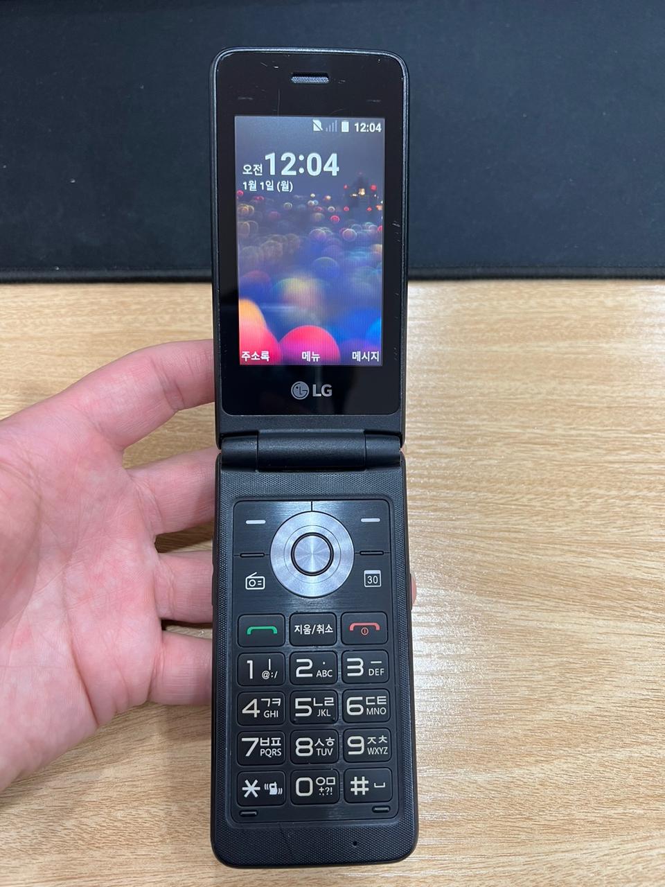 LG폴더폰(y110) 블랙 8G 판매합니다. | 헬로마켓
