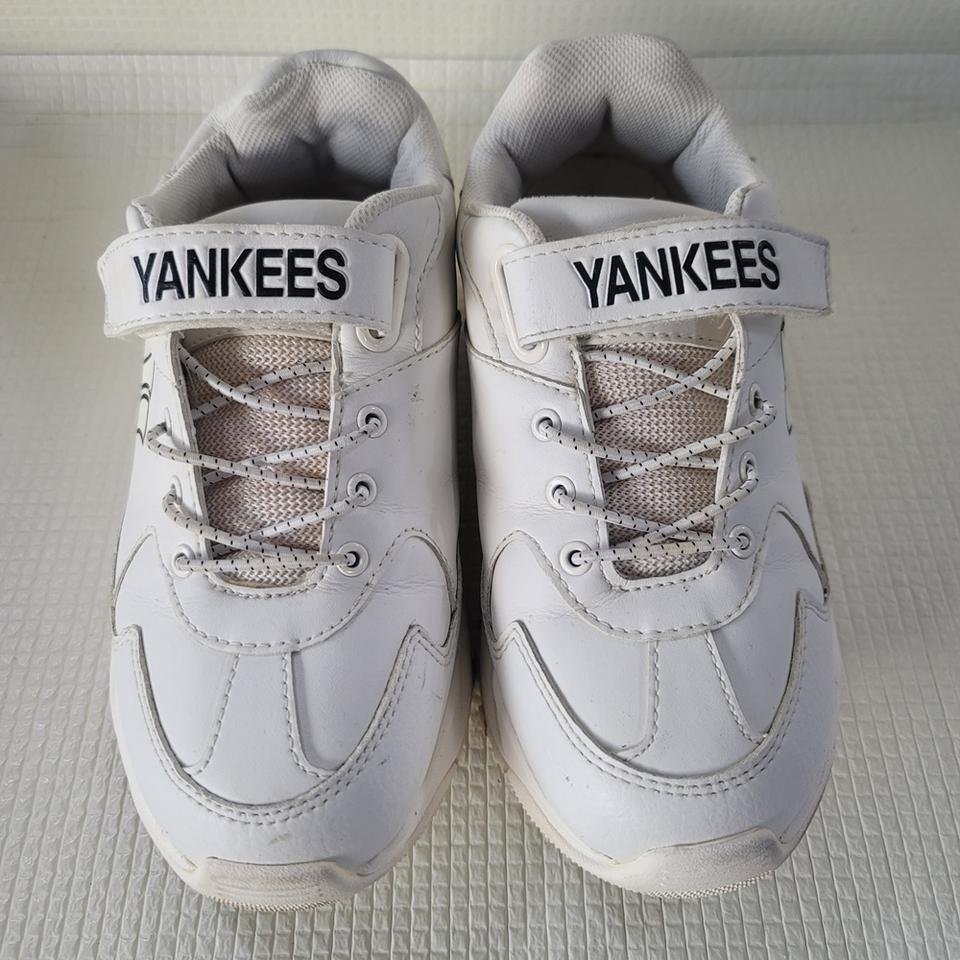 엠엘비 빅볼청키 뉴욕양키스 어글리슈즈/주니어(230)... | 세컨웨어(헬로마켓)