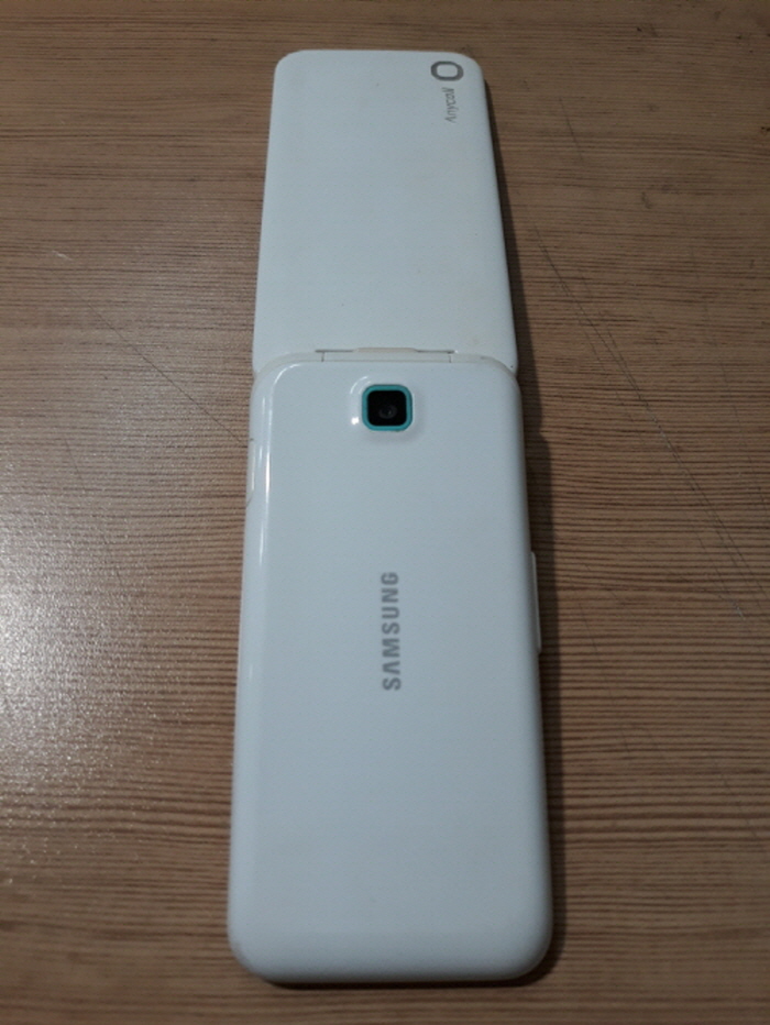 A280K노리F2/화이트/KT/3G폴더/A급/꽉찬구성... | 헬로마켓
