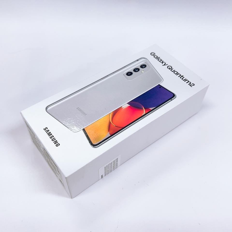 안전 ( 미개봉 ) 퀀텀2 128GB 화이트 공기계 A82 | 세컨웨어