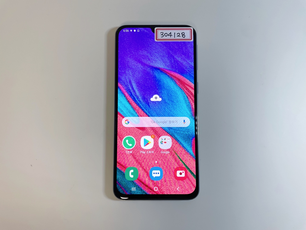 갤럭시A40 64G 화이트 판매합니다~ | 헬로마켓