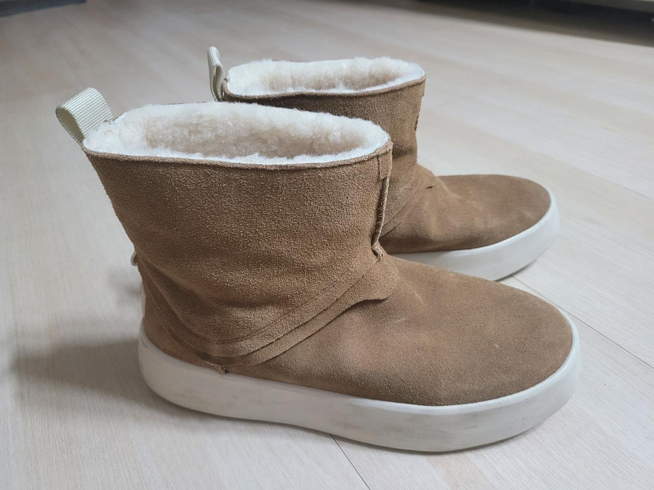 UGG 부츠 워커 240~245 | 세컨웨어(헬로마켓)