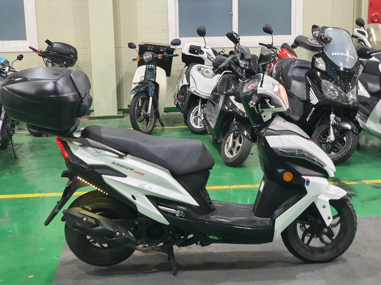 하우즈 스즈키 USR125 2021년형 깔끔한세미튜닝... | 헬로마켓