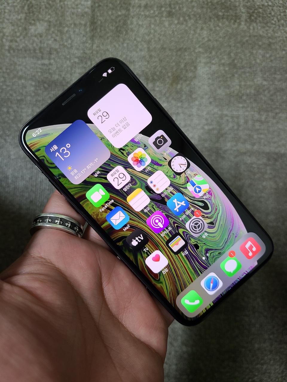 아이폰XS 256G 블랙 상태SSS 정상해지 배터리8... | 헬로마켓