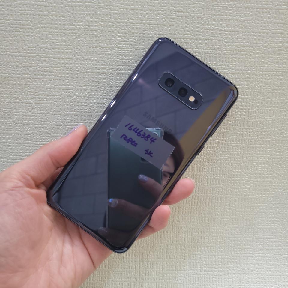 S10e 프리즘블랙 128G sk통신사 판매중 | 헬로마켓