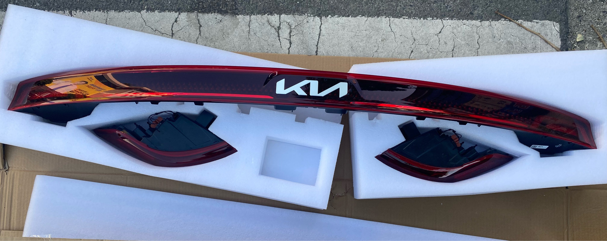 기아 KA4 카니발 리어테일램프 신품급 4개 | 헬로마켓