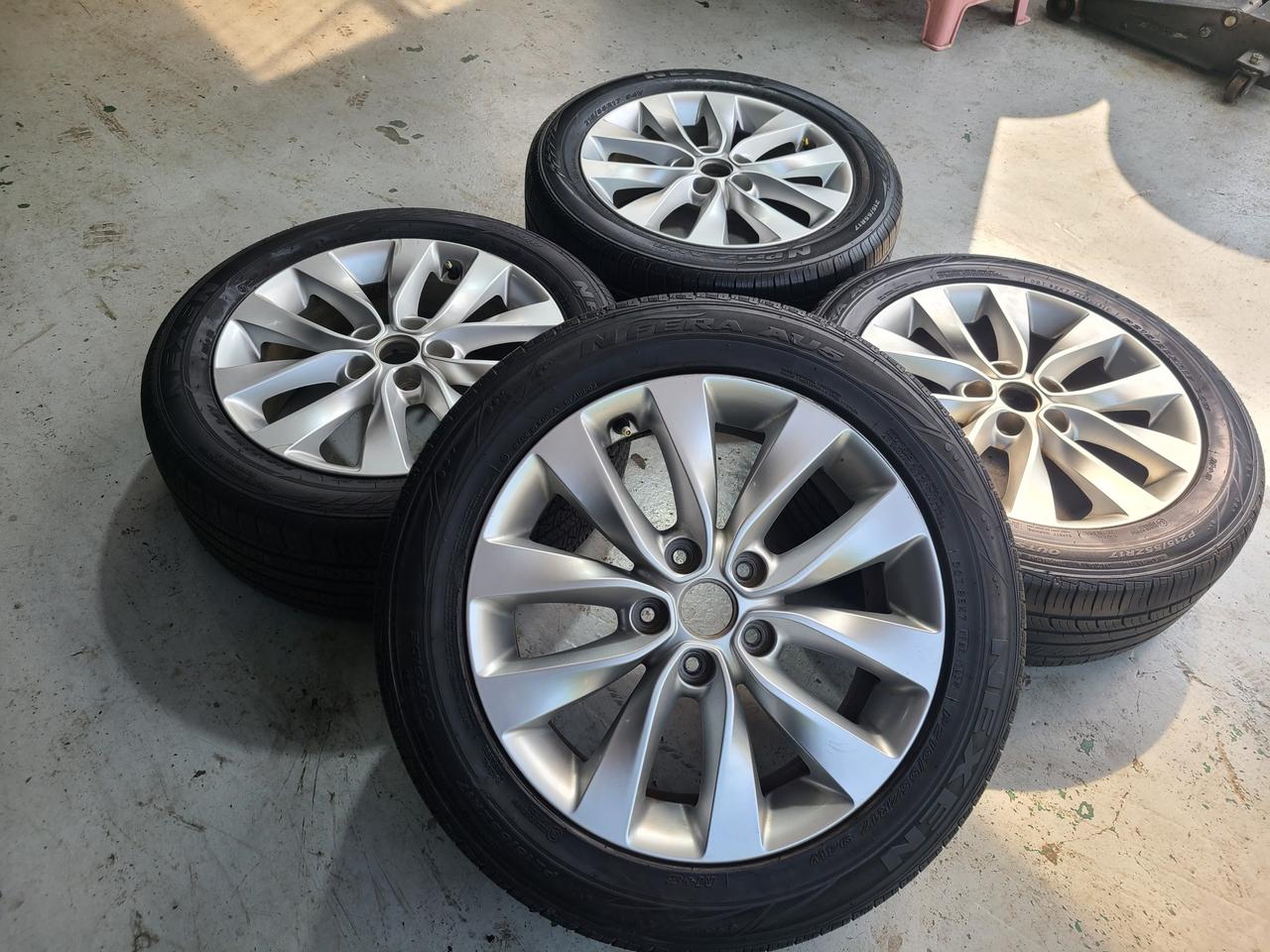 K5 중고 17인치 2155517 훨타이어 팝니다 | 헬로마켓