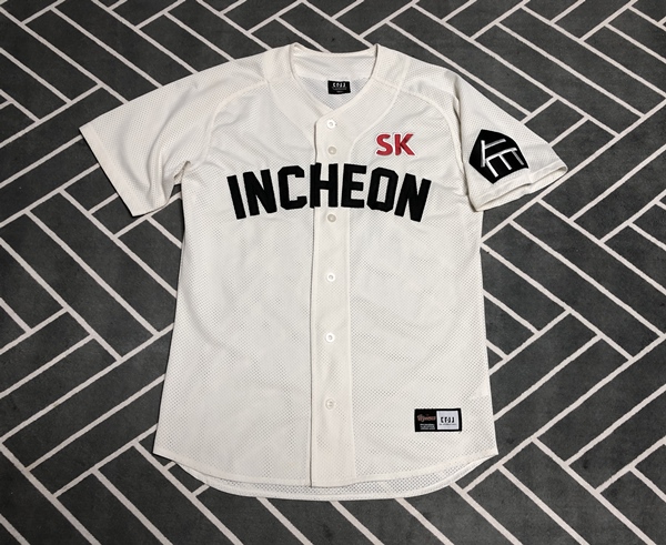 KBO SK와이번스 인천군유니폼 100(L) #14 최정 | 헬로마켓