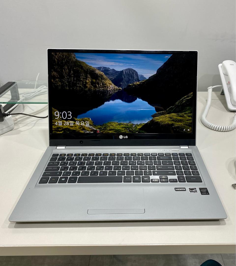 LG 노트북 15U53. 15인치, i3, 램8G | 헬로마켓