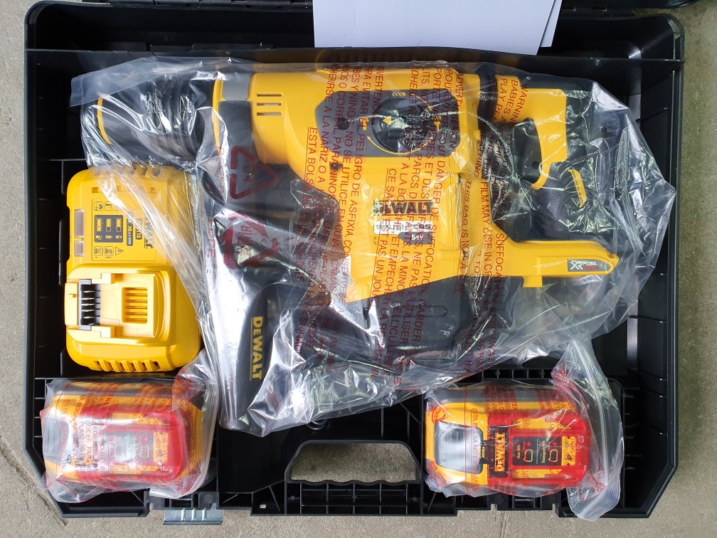 디월트 DCH481X2 | 헬로마켓