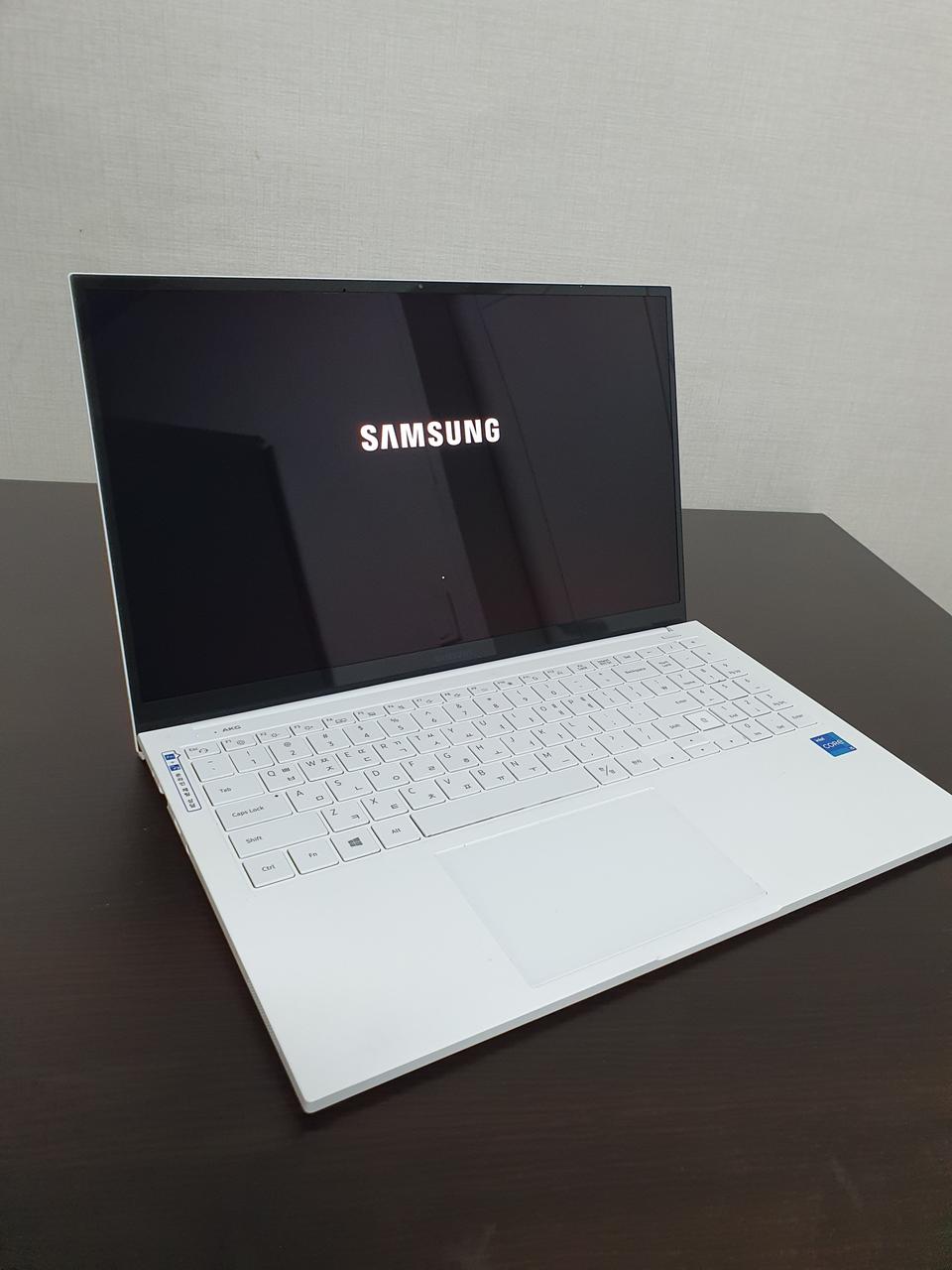 삼성 갤럭시북 이온2 노트북(NT950XDA-KC58W) | 세컨웨어