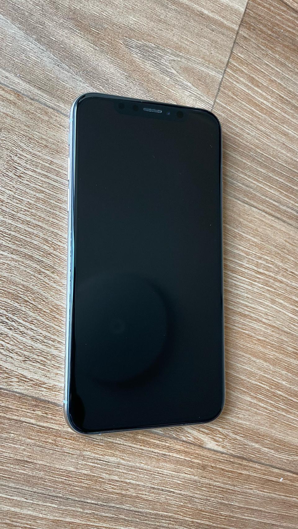 {1년2개월 사용}!!!!! 아이폰XS 64G | 헬로마켓