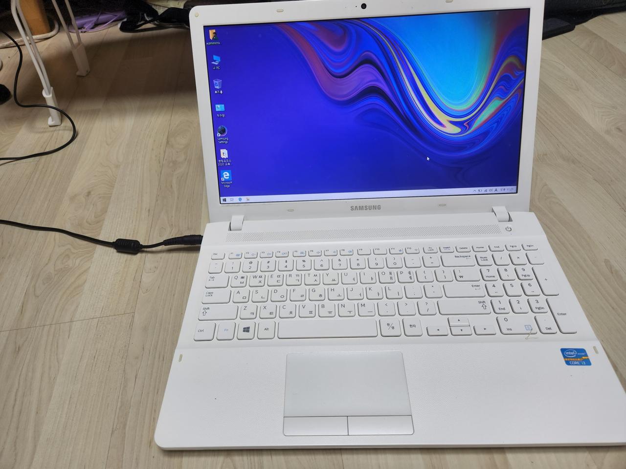 삼성아티브2 NT270E5J 팬티엄노트북팝니다 | 헬로마켓