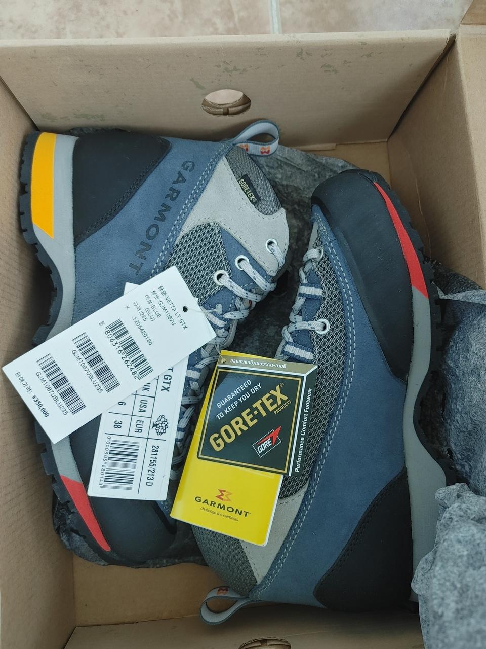 새상품 가몬트중등산화고어텍스등산화/천연소가죽/235mm | 헬로마켓