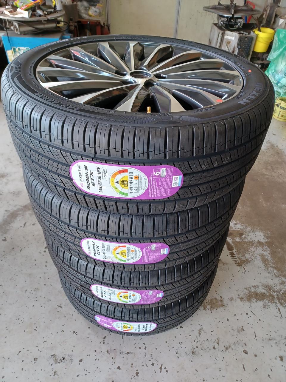 투싼NX4 스포티지NQ5 용 20인치휠타이어 | 헬로마켓