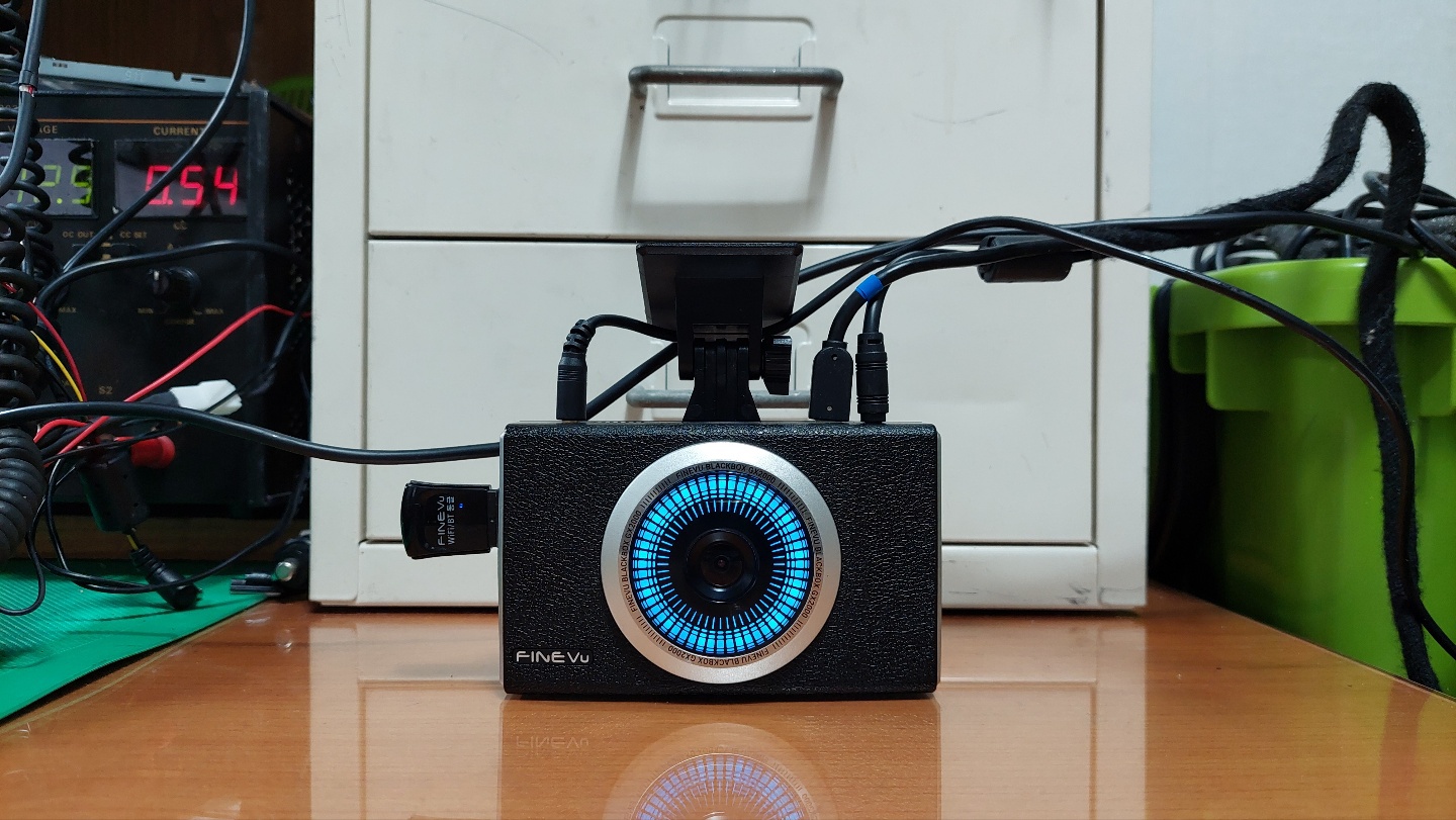 파인뷰 GX2000 QHD 2채널 블랙박스 | 헬로마켓