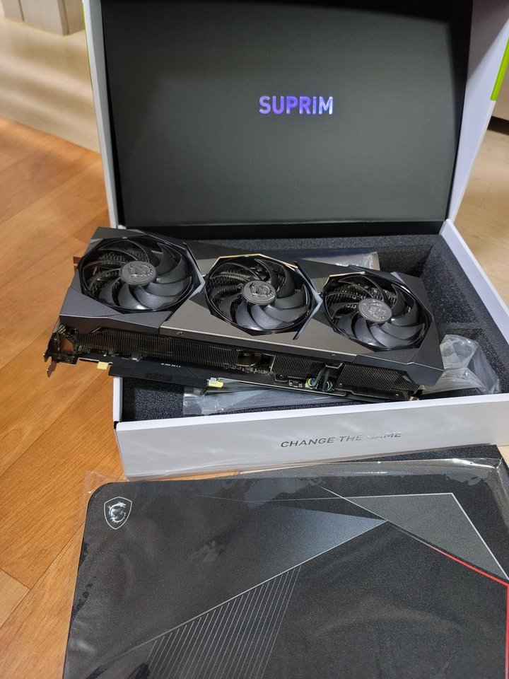 Msi Rtx 3070ti 슈프림x 헬로마켓