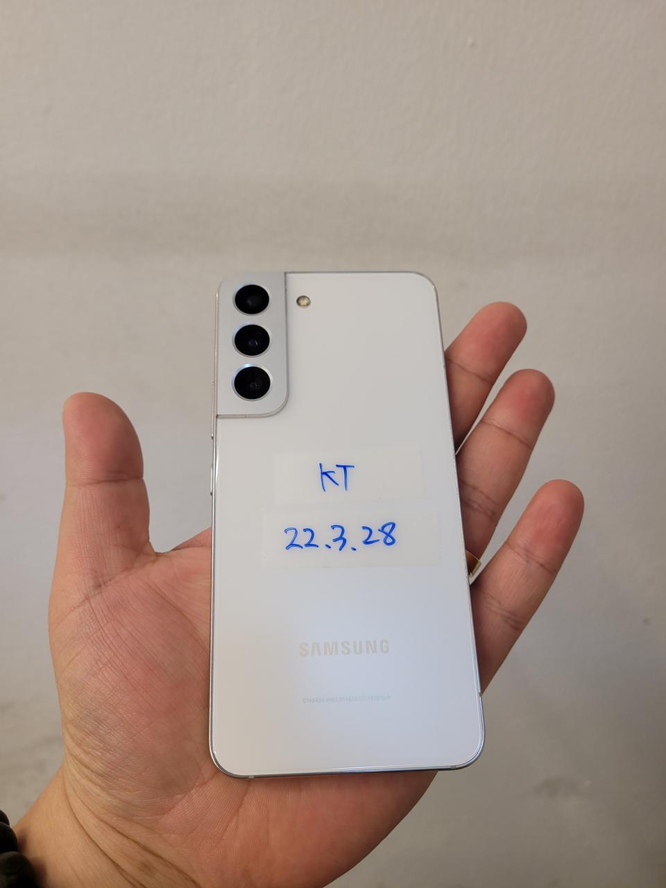 갤럭시s22 256G S급 화이트 | 세컨웨어(헬로마켓)