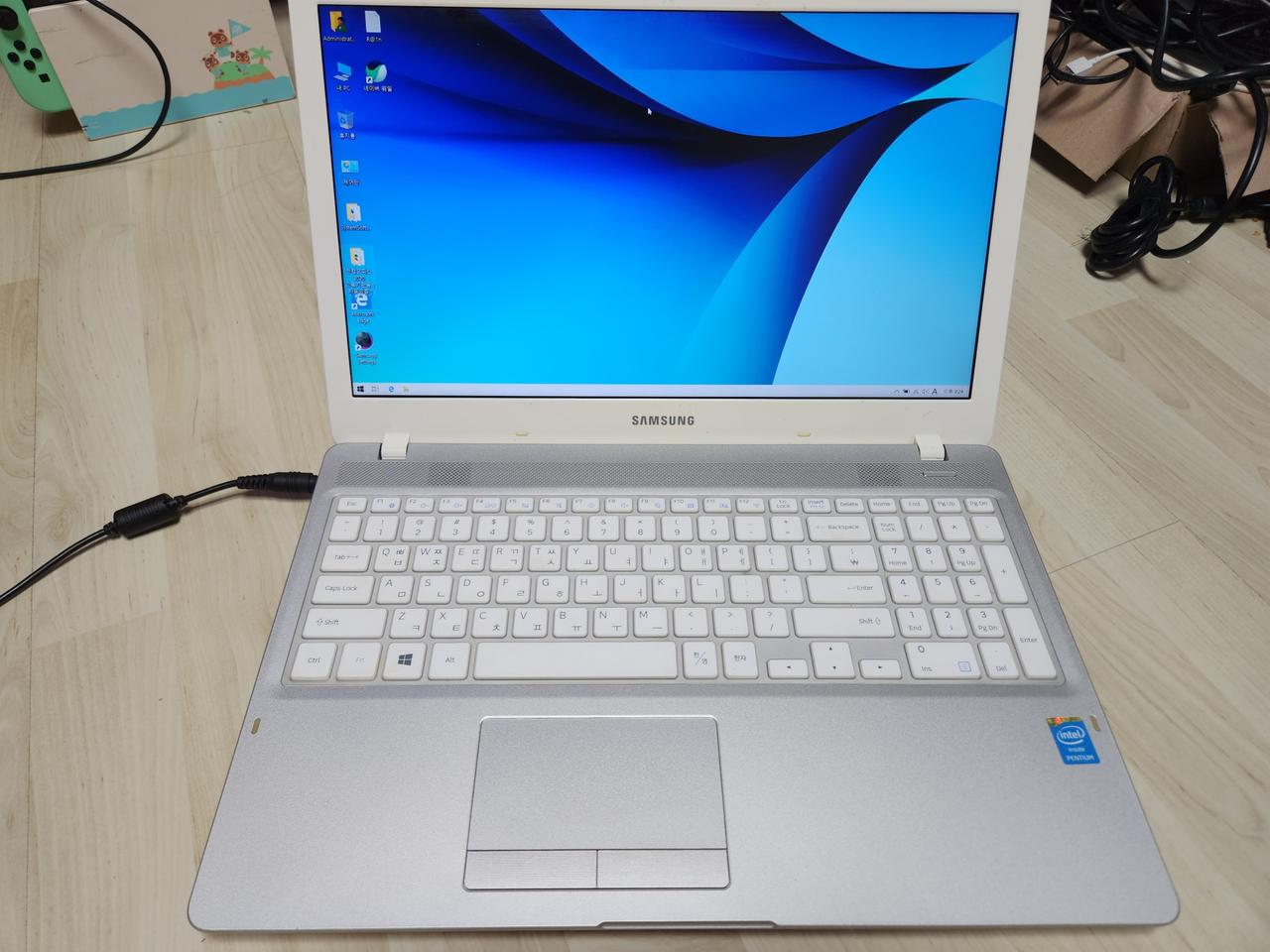 삼성노트북5 NT500R5K 팬티엄노트북팝니다 | 헬로마켓