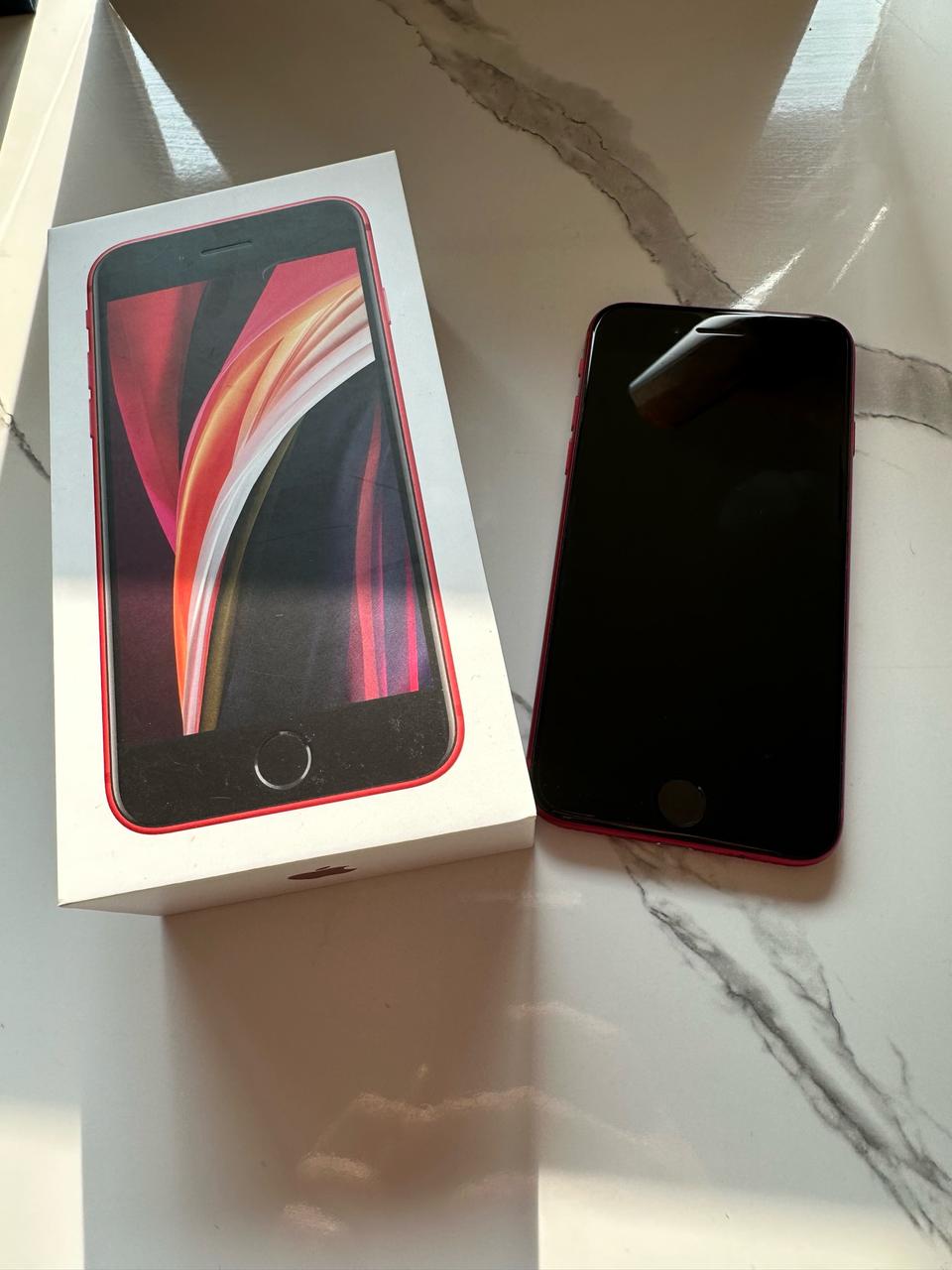 아이폰 se2 128G 레드 리퍼상품 SA급 | 헬로마켓