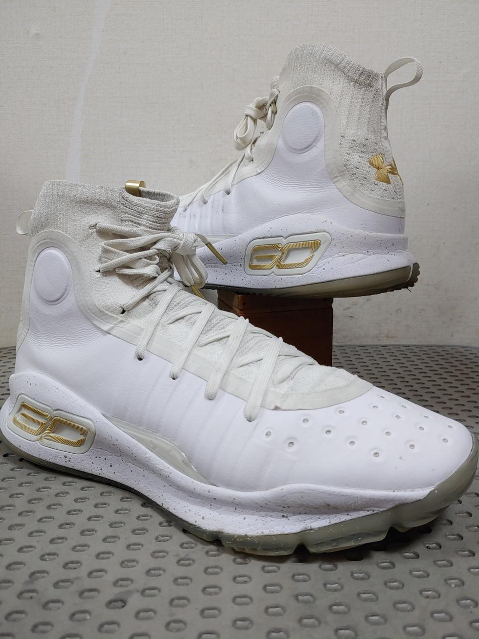 언더아머 커리4 파이널(US9.5표기275추천270) | 세컨웨어(헬로마켓)