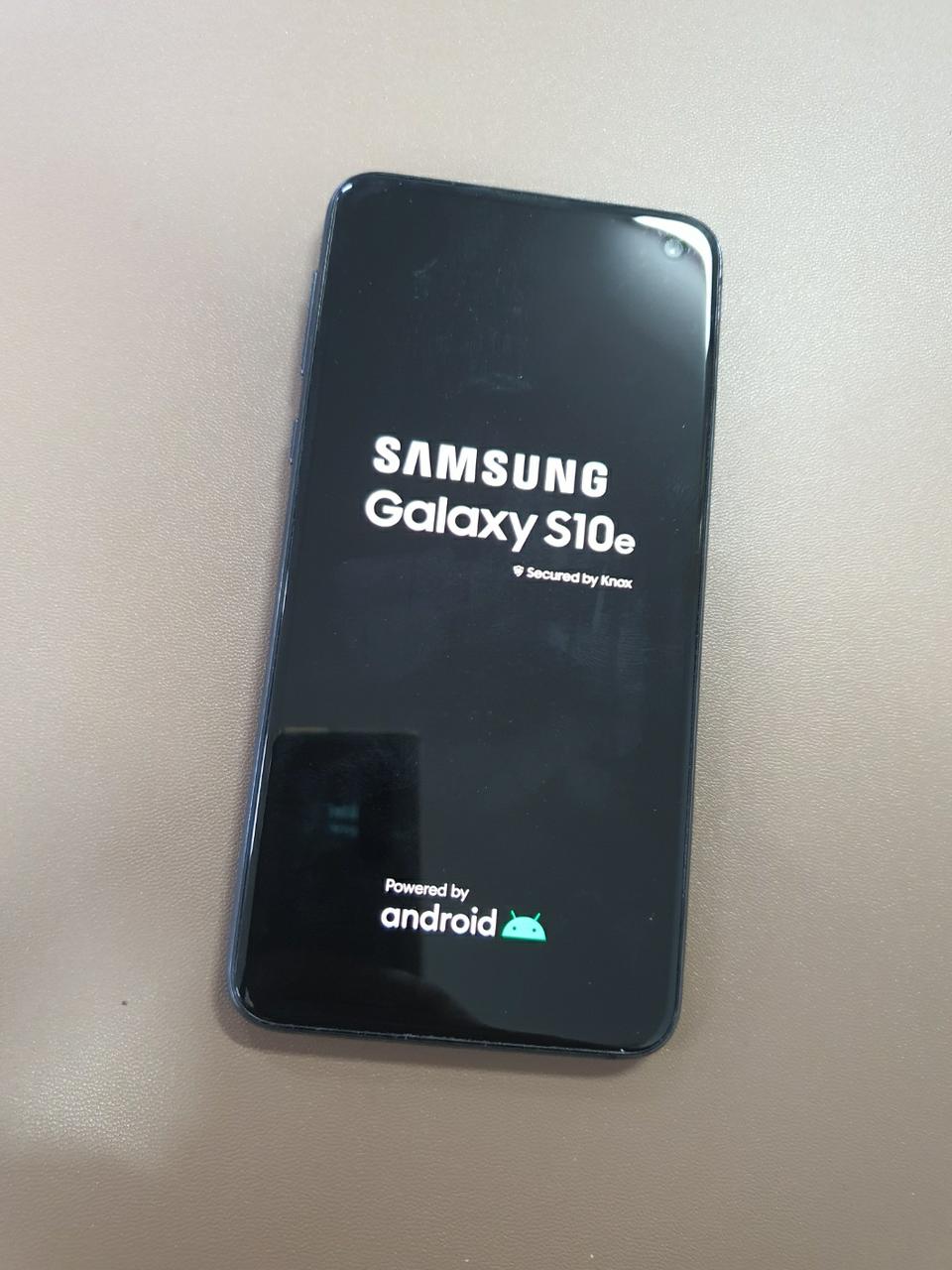 [판매]갤럭시S10e 128GB 블랙 판매 합니다. | 헬로마켓