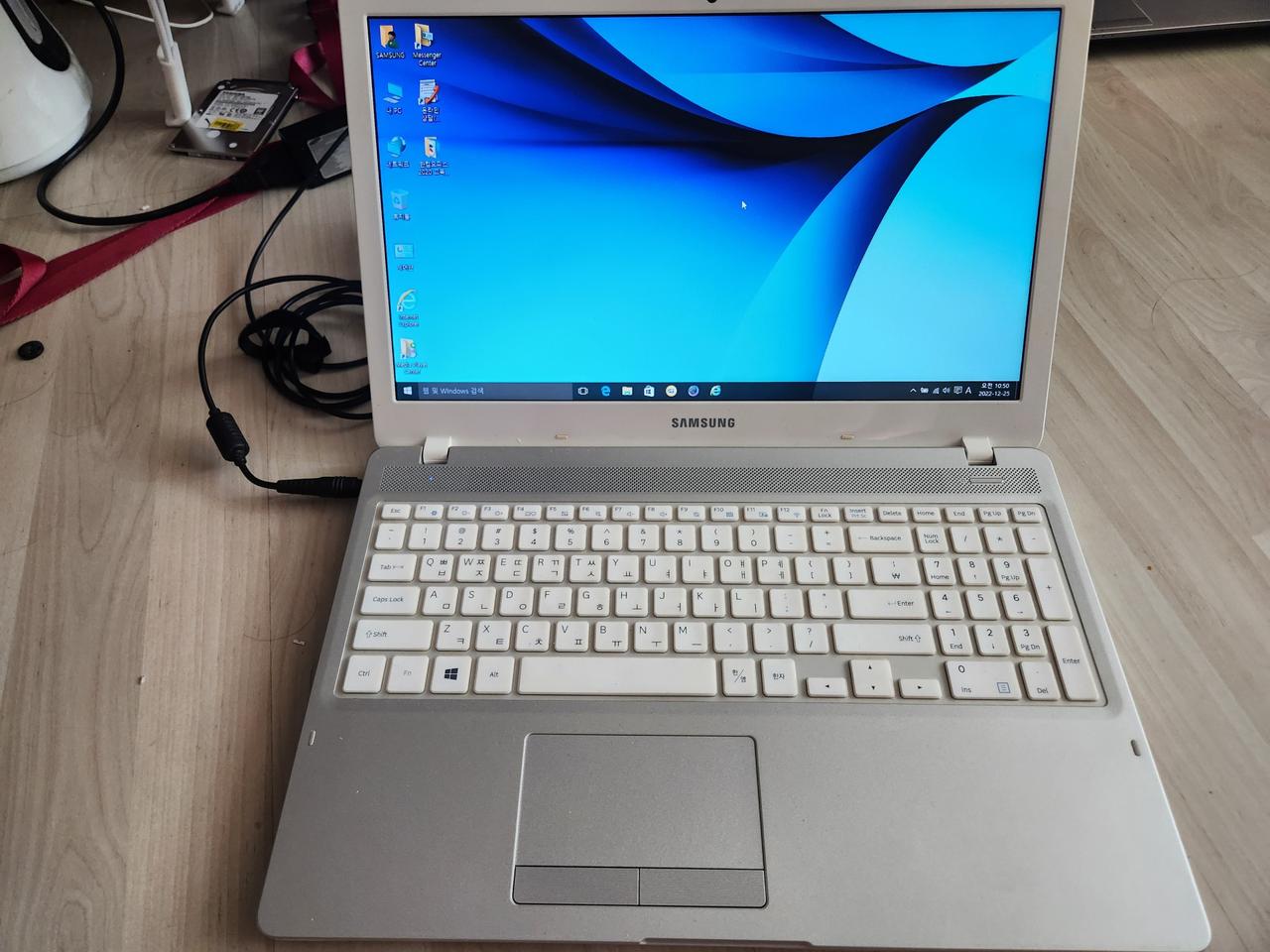 삼성노트북5 NT500R5H 팬티엄노트북팝니다 | 헬로마켓