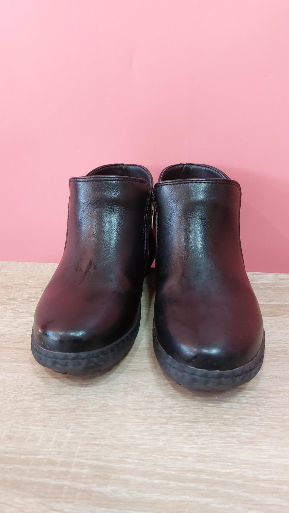 FOLIR 천연가죽 앵글부츠 | 세컨웨어