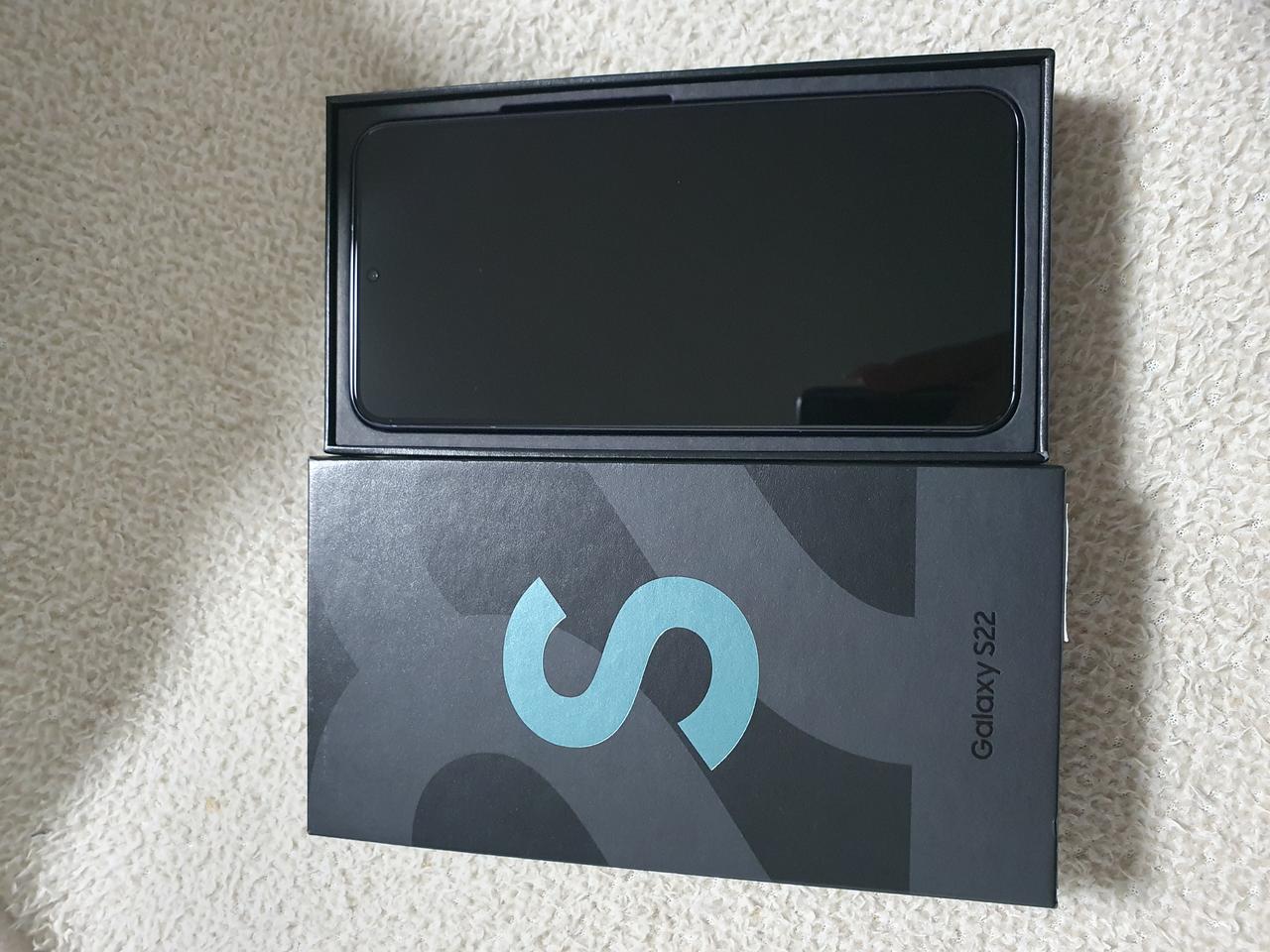 KT 갤럭시 S22 5G 블랙 256G 구성품 미사용... | 헬로마켓