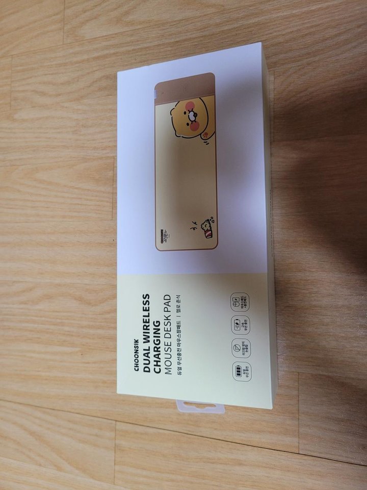춘식이 듀얼 무선충전마우스장패드 세컨웨어 헬로마켓