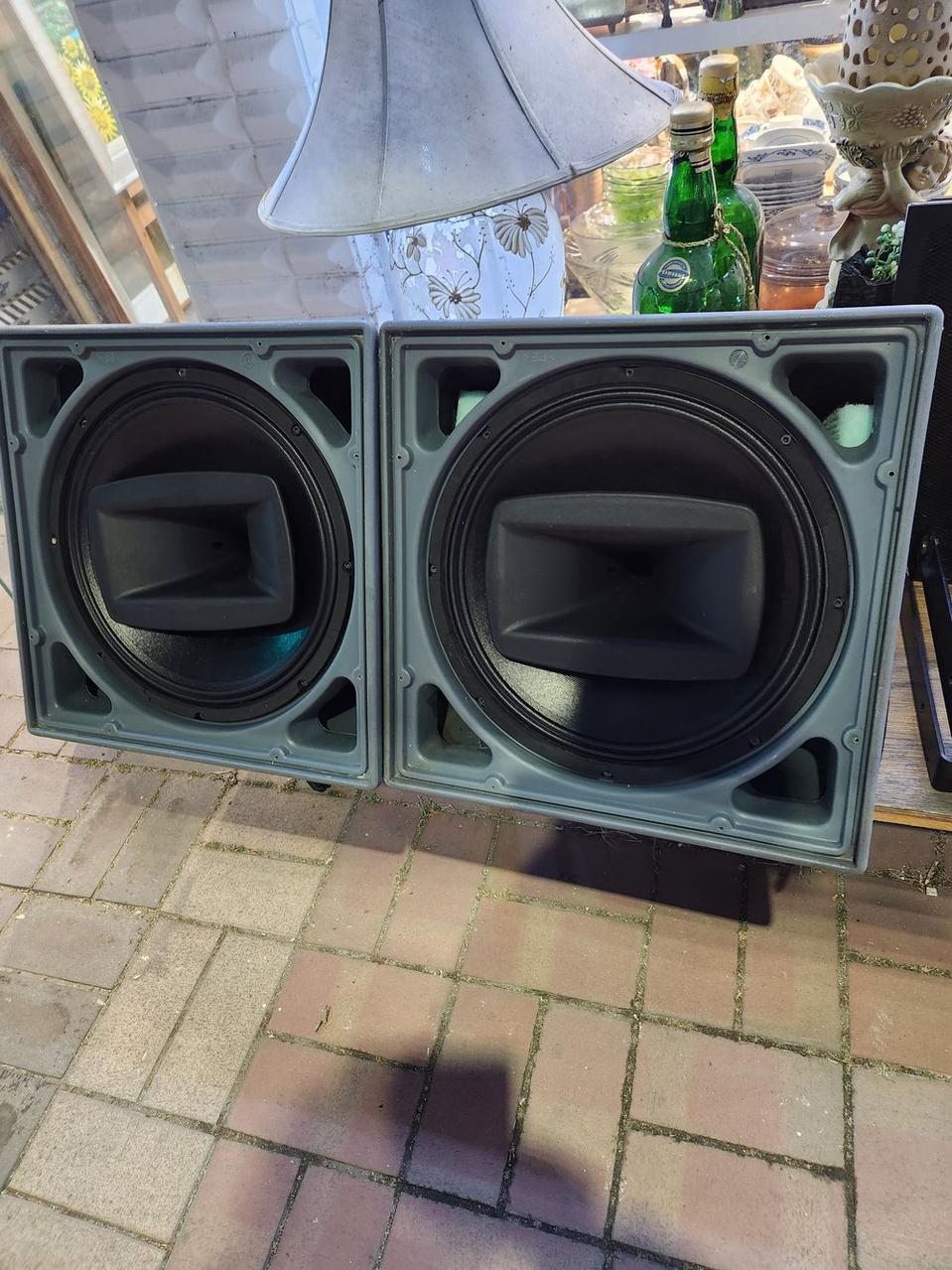 RCF. p3115. 방수스피커 1조 이태리제 | 헬로마켓