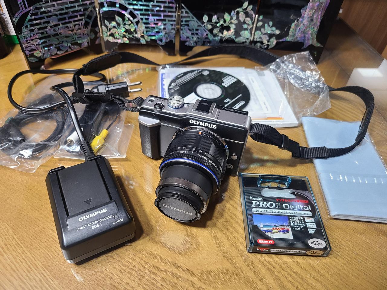 올림푸스 펜 E-PL1 미러리스 디지탈카메라 | 헬로마켓