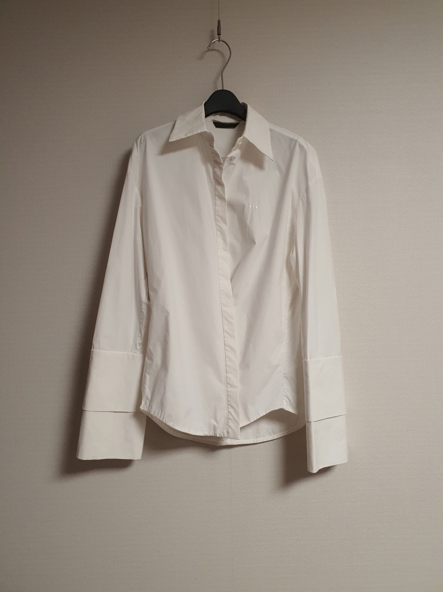 미샤 스튜디오 MICHAA 언발란스 셔츠 55사이즈 | 세컨웨어