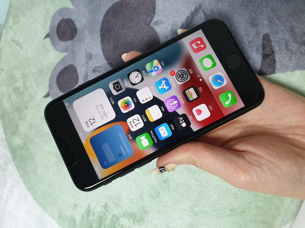 아이폰SE2 블랙 128G A급 판매합니다-A2296 | 헬로마켓