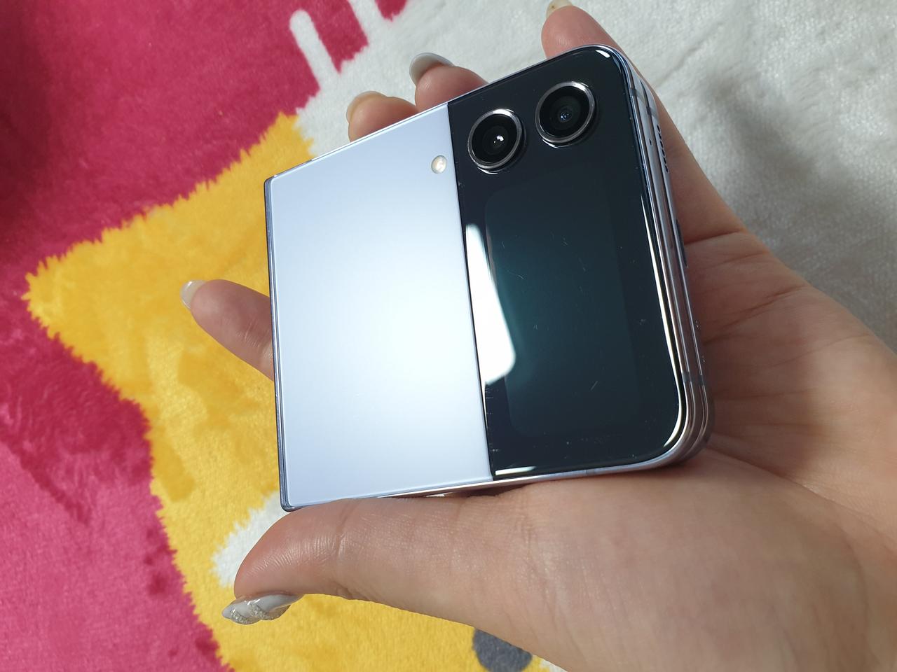 LG 갤럭시 Z플립4 5G 블루 256G A급 판매합니다 | 헬로마켓