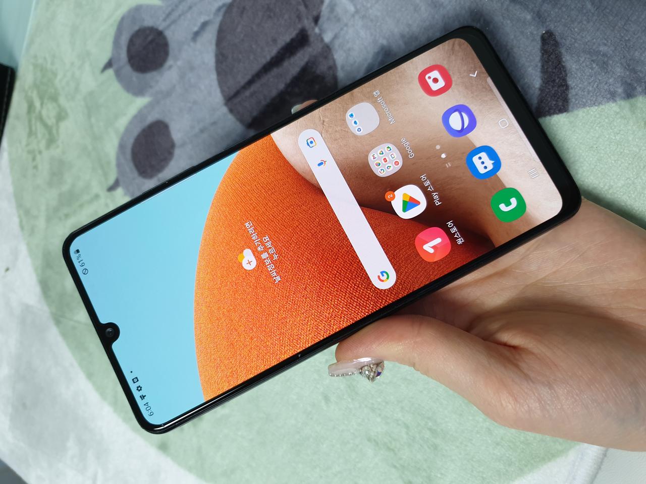 갤럭시A32 (A325) 블랙 64G 판매합니다 | 헬로마켓