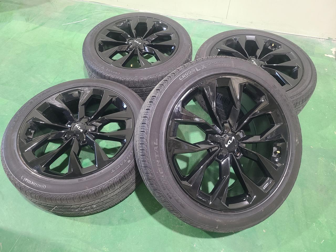 쏘렌토 MQ4 20인치 2554520 휠타이어 팝니다 | 헬로마켓