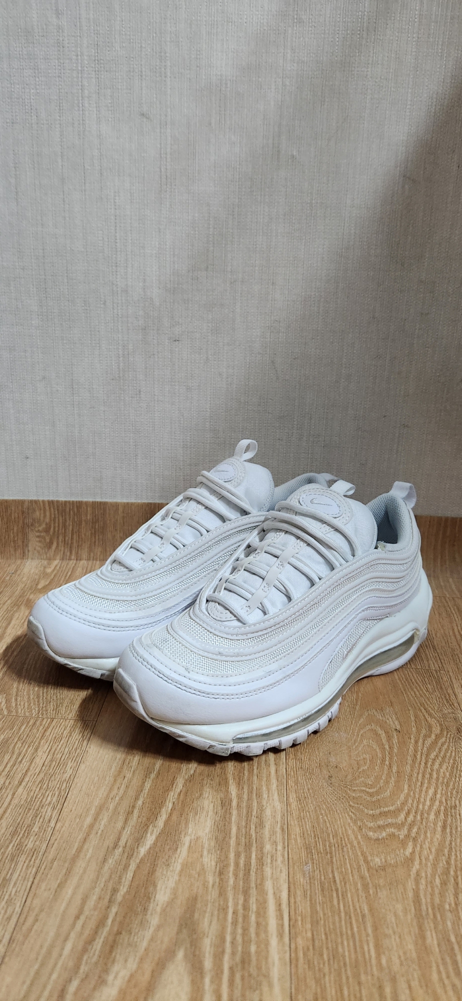 (240)나이키운동화 에어맥스97 화이트 런닝화 스포츠화 | 세컨웨어(헬로마켓)