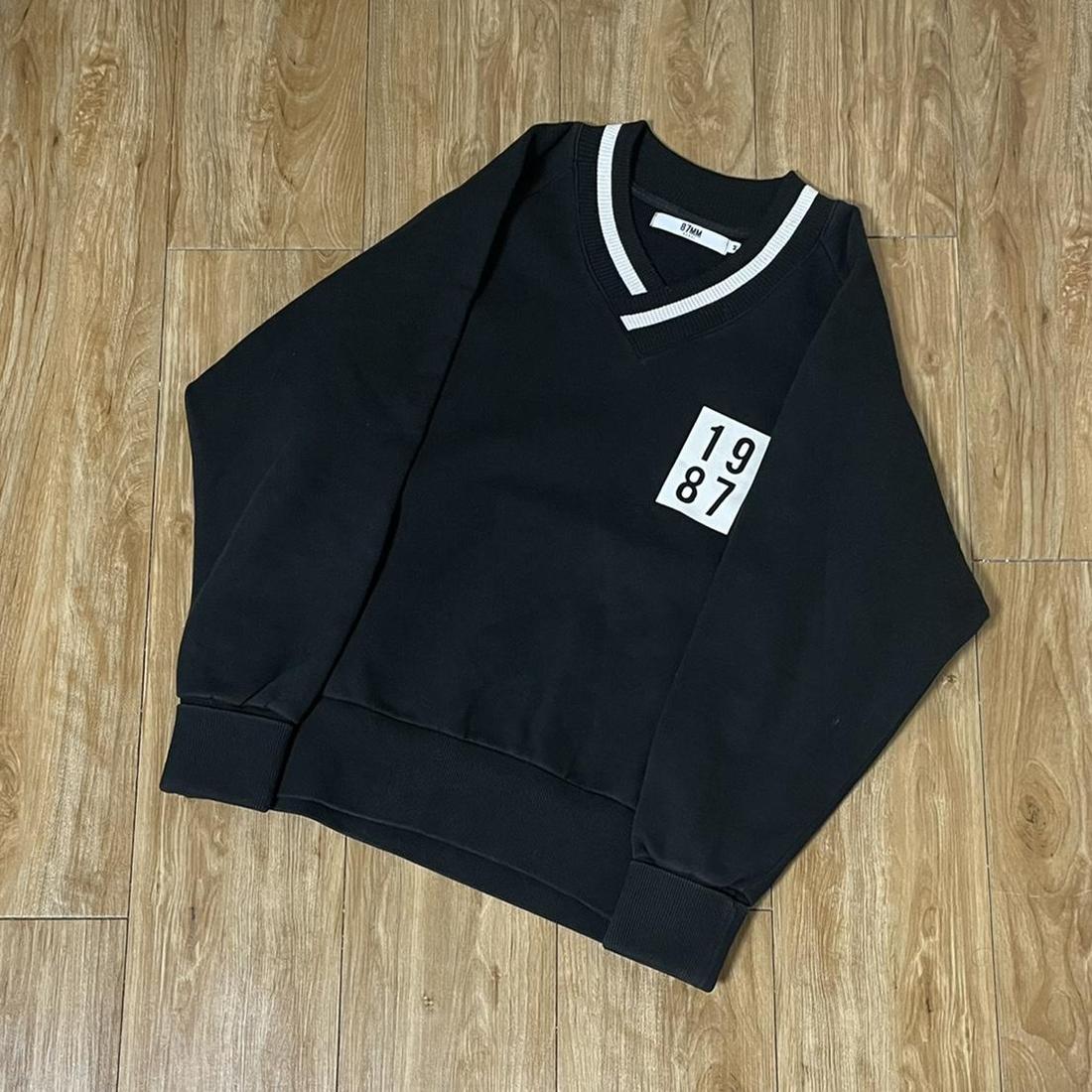 87mm mmlg 브이넥 맨투맨 | 헬로마켓