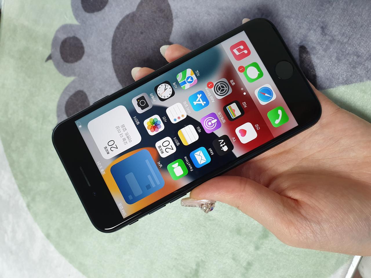 아이폰SE3 미드나이트 128G 판매합니다-A2783 | 헬로마켓