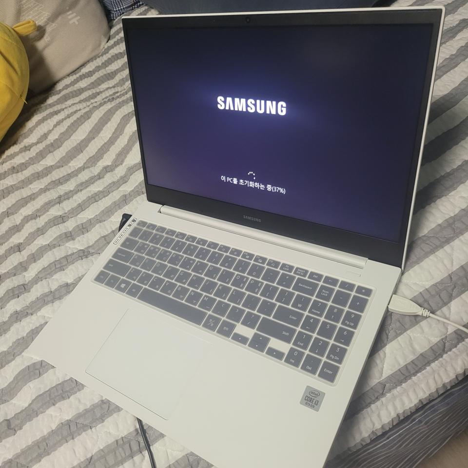 삼성전자 노트북 플러스 NT550XCJ-K38WS S... | 세컨웨어(헬로마켓)