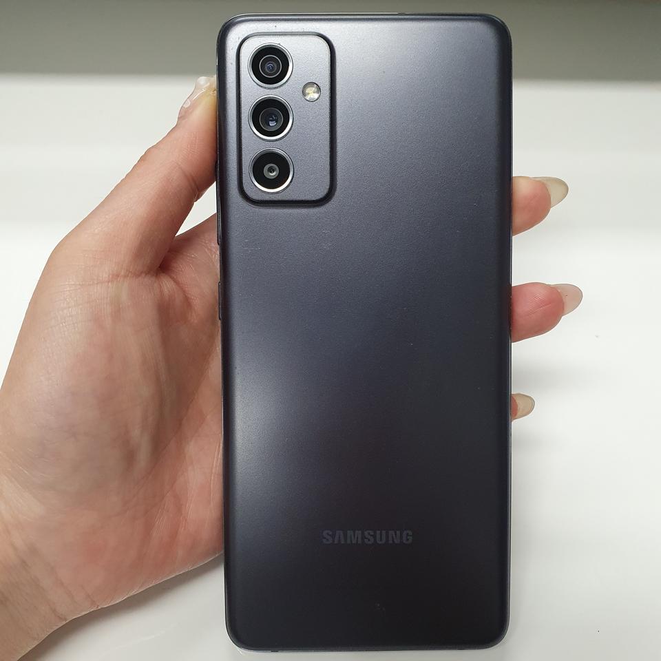 08130) 갤럭시 퀀텀2/A826 블랙 SKT 12... | 헬로마켓