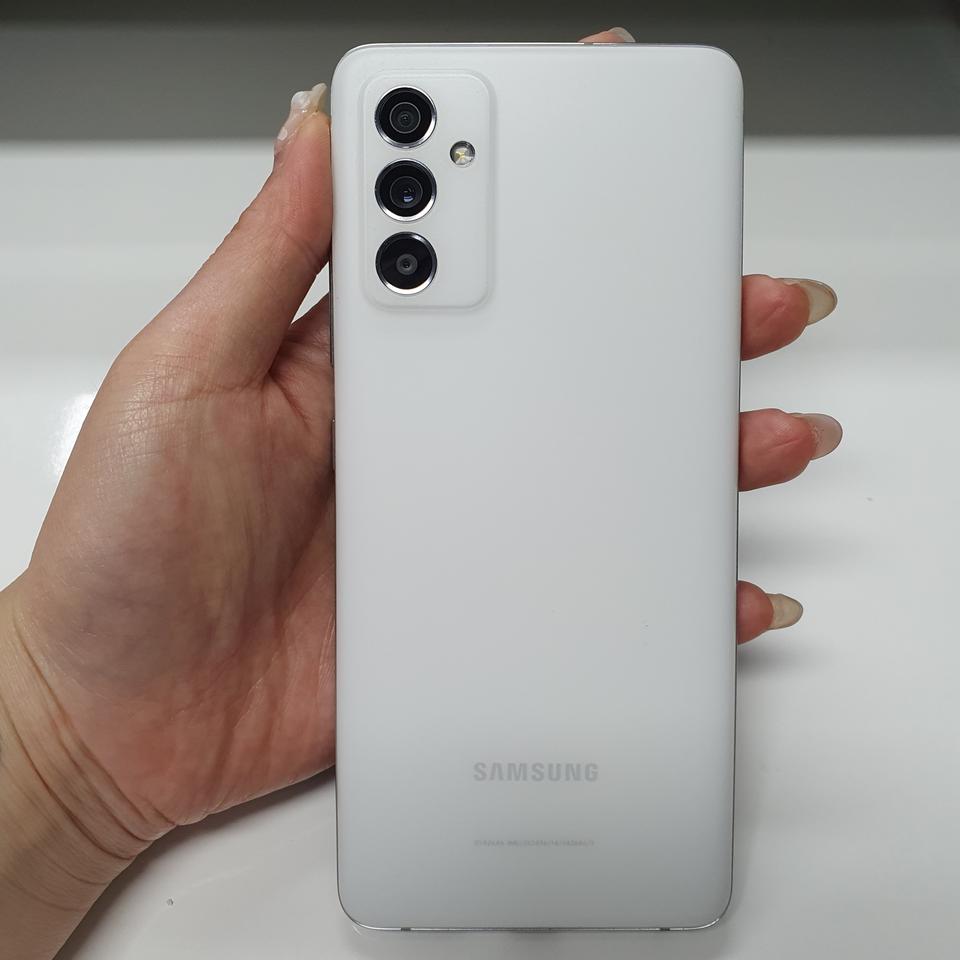 08030) 갤럭시 퀀텀2/A826 화이트 SKT 1... | 세컨웨어(헬로마켓)