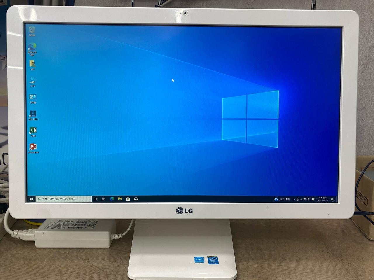 LG 22인치 올인원PC. 22V24 | 세컨웨어(헬로마켓)