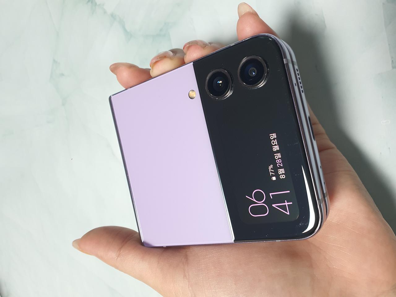 KT 갤럭시 Z플립4 5G 퍼플 256G A급 판매합니다 | 헬로마켓