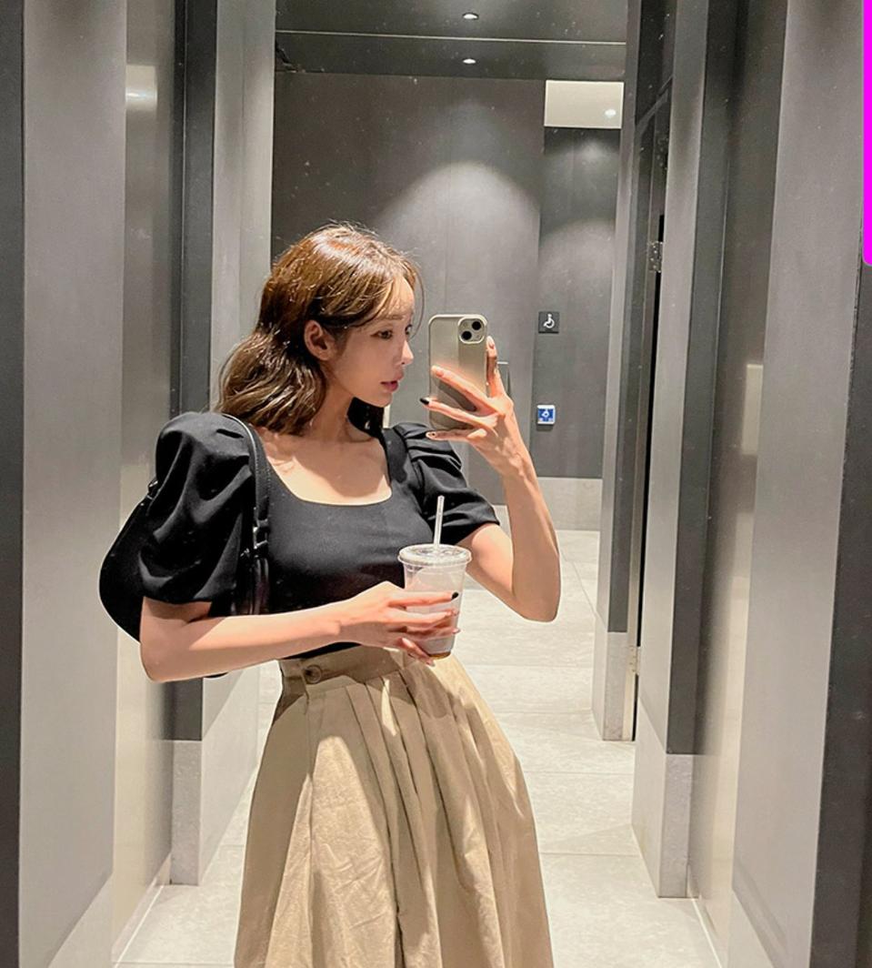 [free]메이빈스 퍼프 스퀘어 탑 | 세컨웨어(헬로마켓)