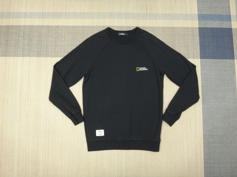 (L/100) 내셔널지오그래픽 스몰 로고 맨투맨 | 헬로마켓