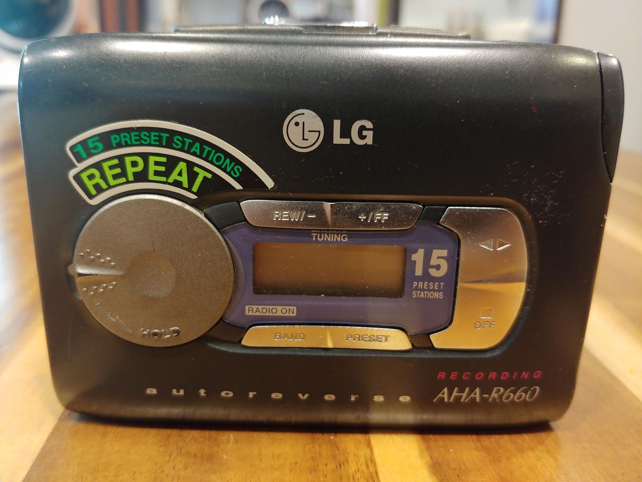 LG(AHA-R660)-2 워크맨(라디오,카세트 레코... | 헬로마켓