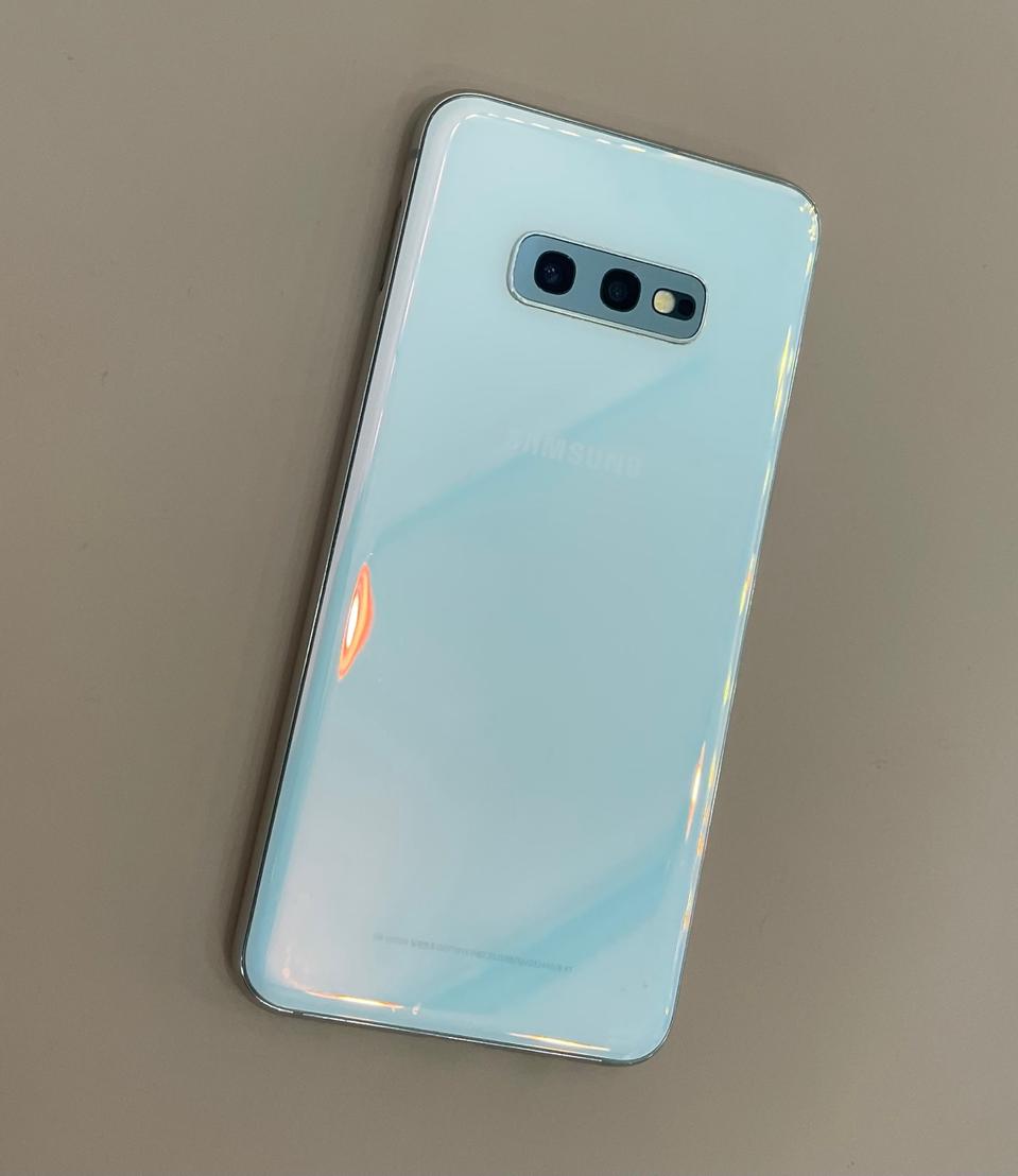 갤럭시 S10E 특Sss급 128기가 외관액정깨끗 기... | 헬로마켓