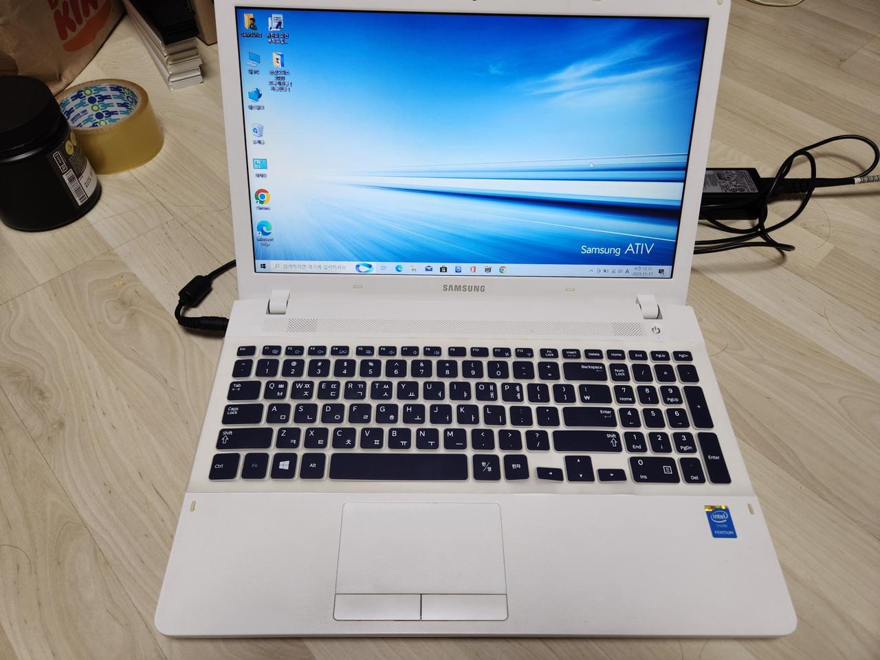 삼성아티브2 NT270E5J 팬티엄노트북팝니다 | 헬로마켓
